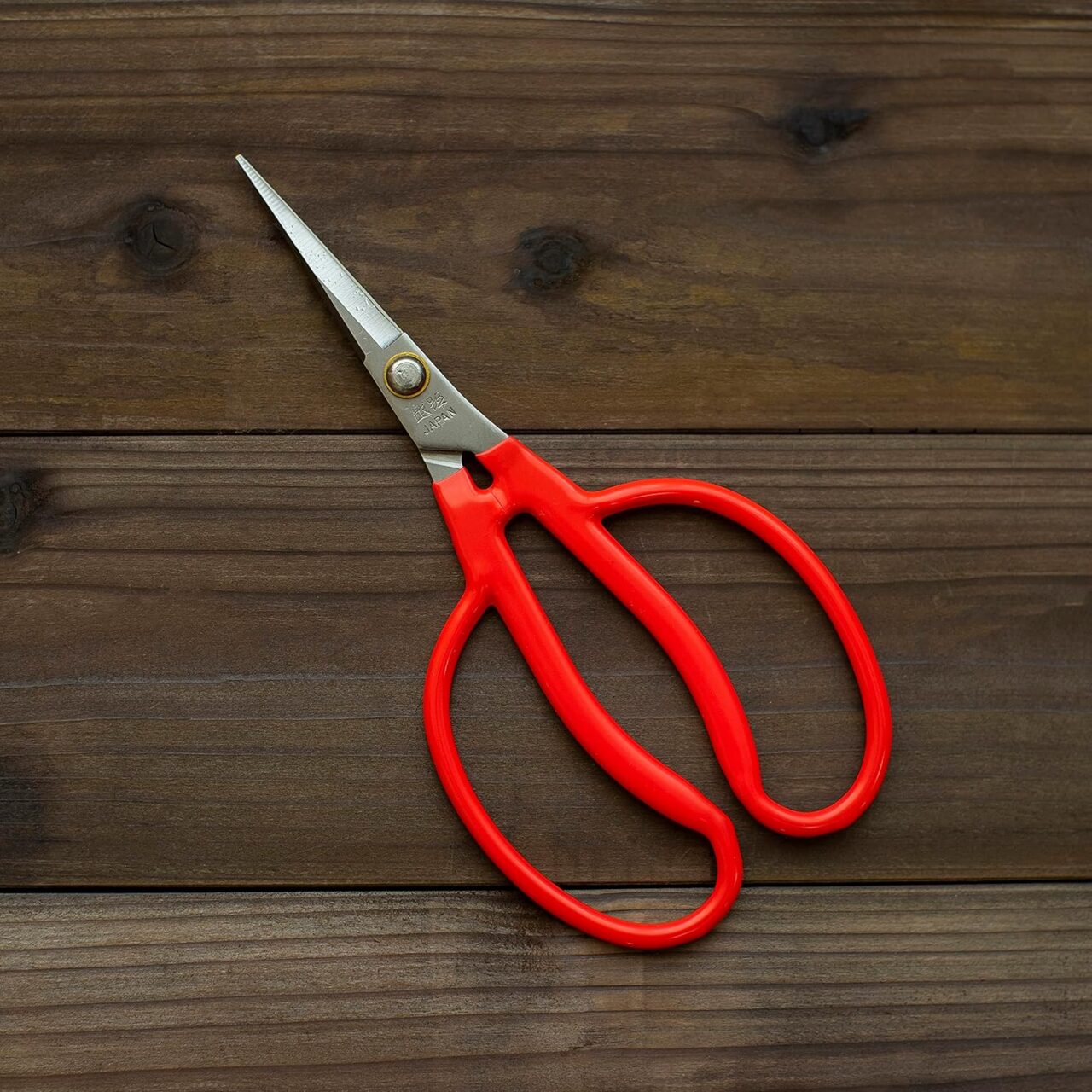 RANSHOU Grape Scissors Review - Japanese Garden Craft